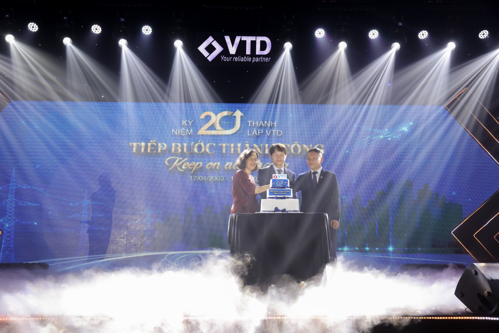 ẤN TƯỢNG VÀ GIÀU CẢM XÚC - LỄ KỶ NIỆM VTD TRÒN 20 TUỔI - VTD